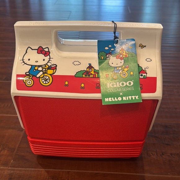 Hello Kitty | Kitchen | Igloo Hello Kitty Playmate Cooler Lunch Box ...